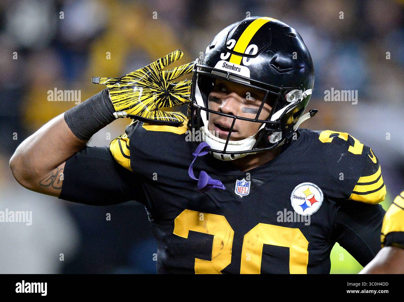 November 8, 2018 - Pittsburgh, PA, USA - Pittsburgh Steelers running ...