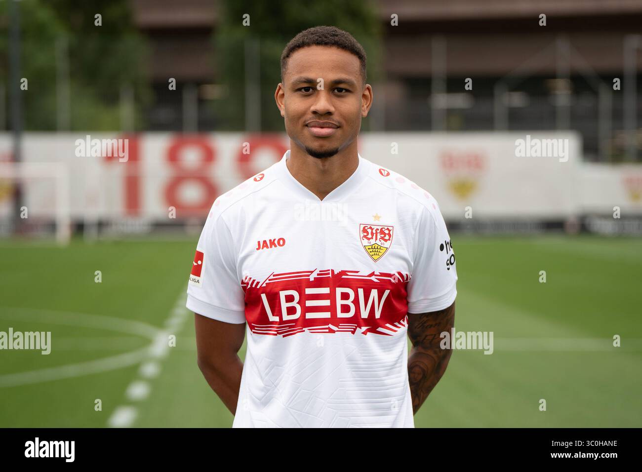 Nikolas Nartey (VfB Stuttgart, #28), VfB Stuttgart Medientag ...