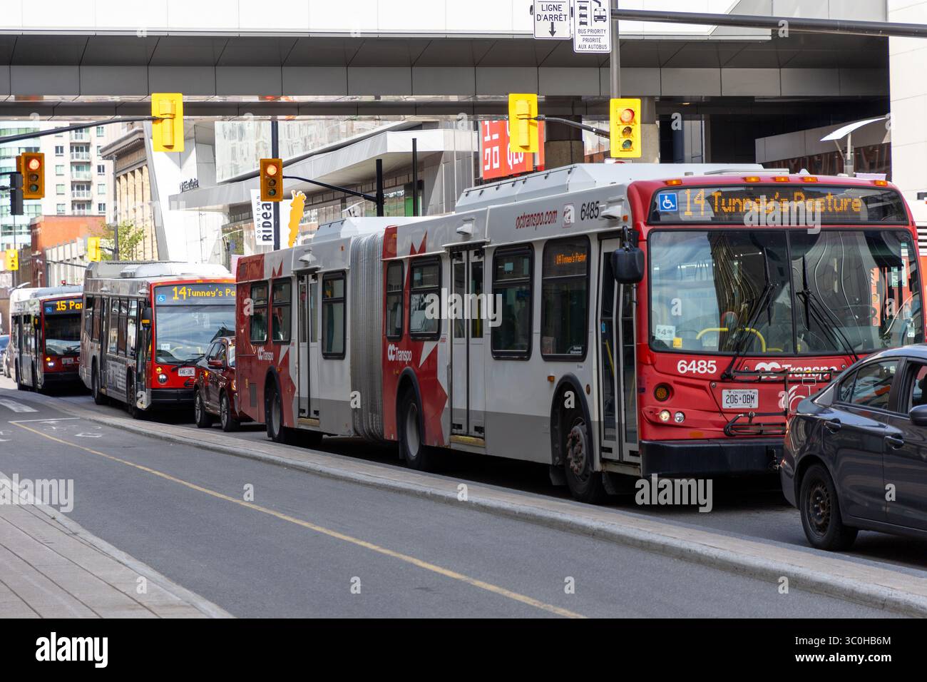 Ottawa, Canada - June 13, 2025: Public buses in downtown of Ottawa ...
