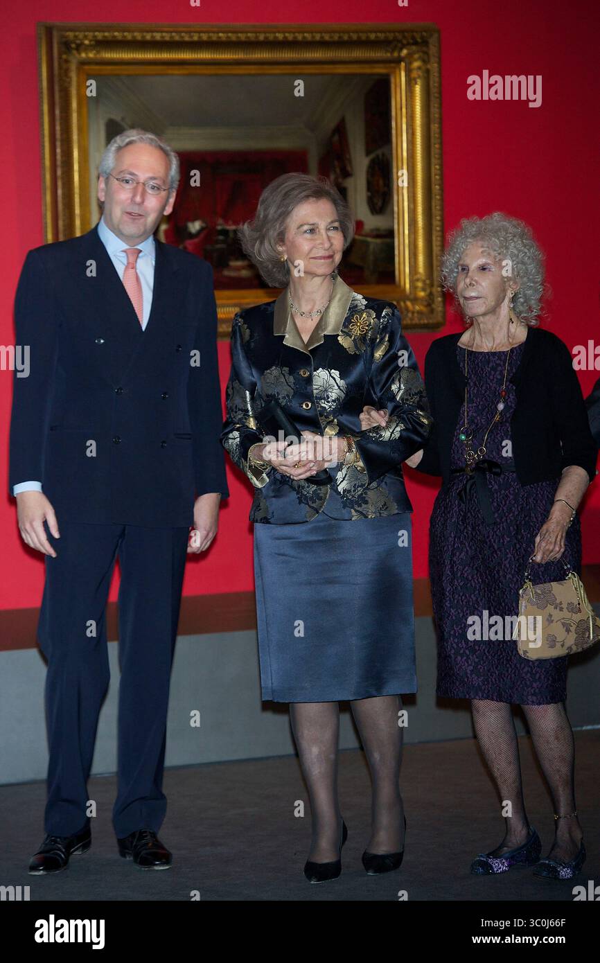 Spanish Queen Sofia and Duchess of Alba attend the Visit the exhibition ...