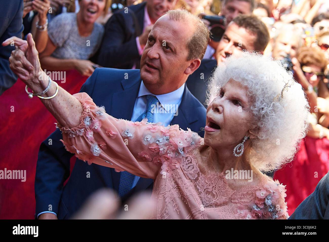 Duchess of Alba and Alfonso Diez wedding at Palacio de Duenas in ...