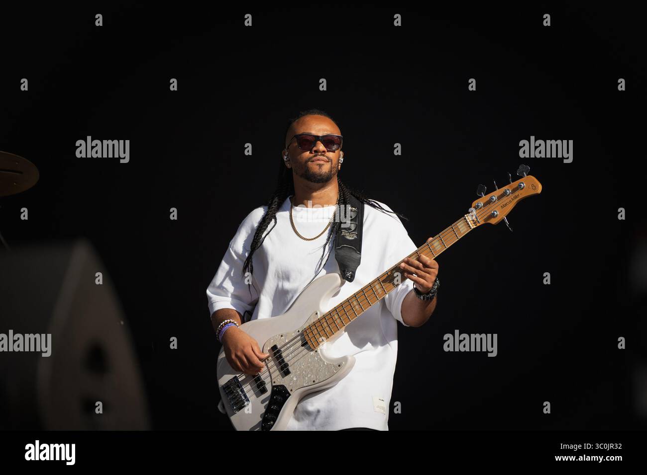 Nenny performs on the main stage on the third and last day of MEO Mares ...