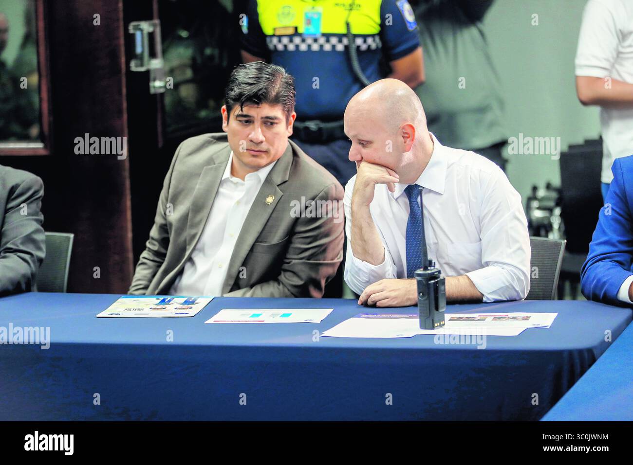 Derecha han hi-res stock photography and images - Alamy