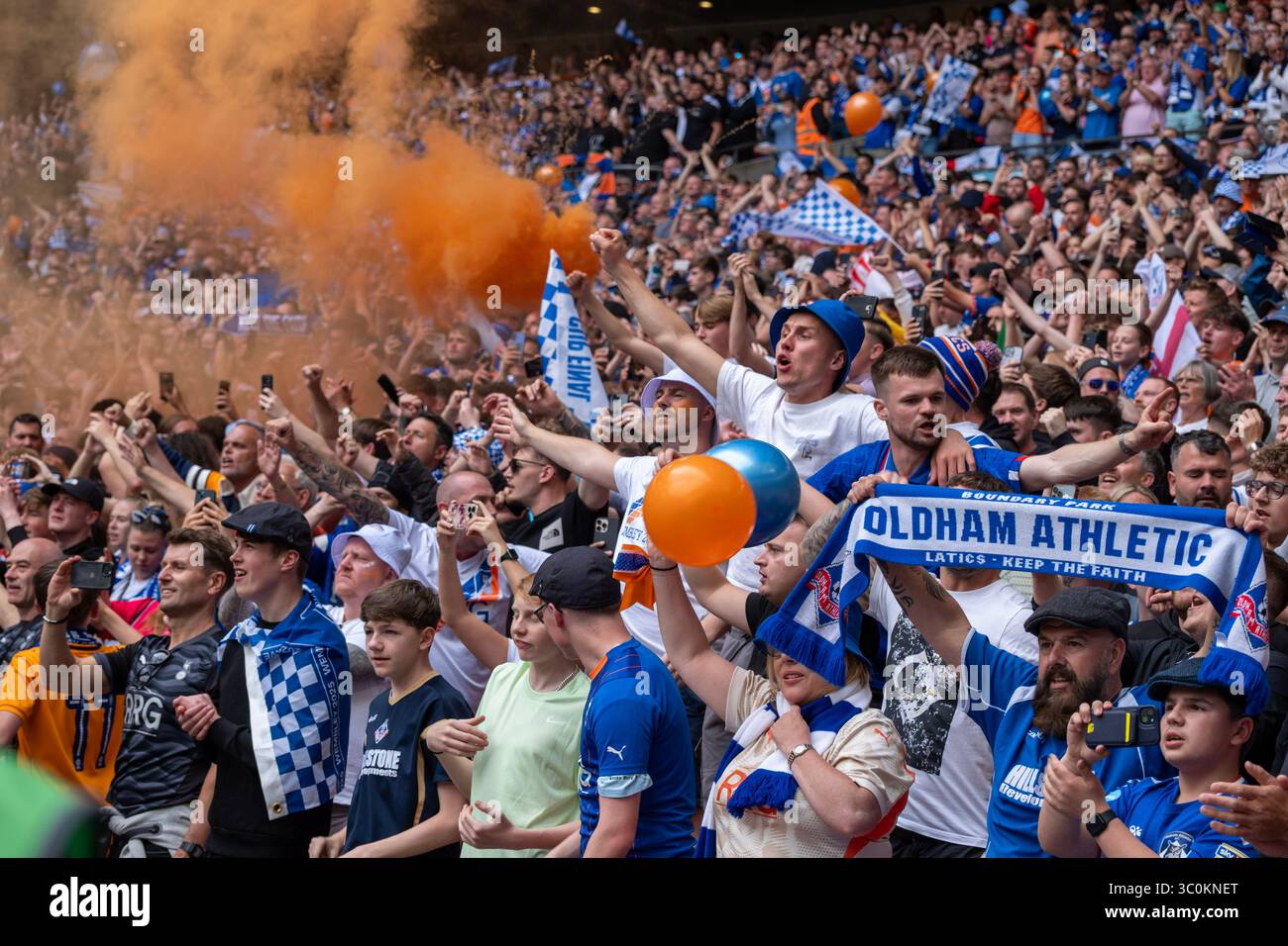 Oldham fans hi-res stock photography and images - Alamy