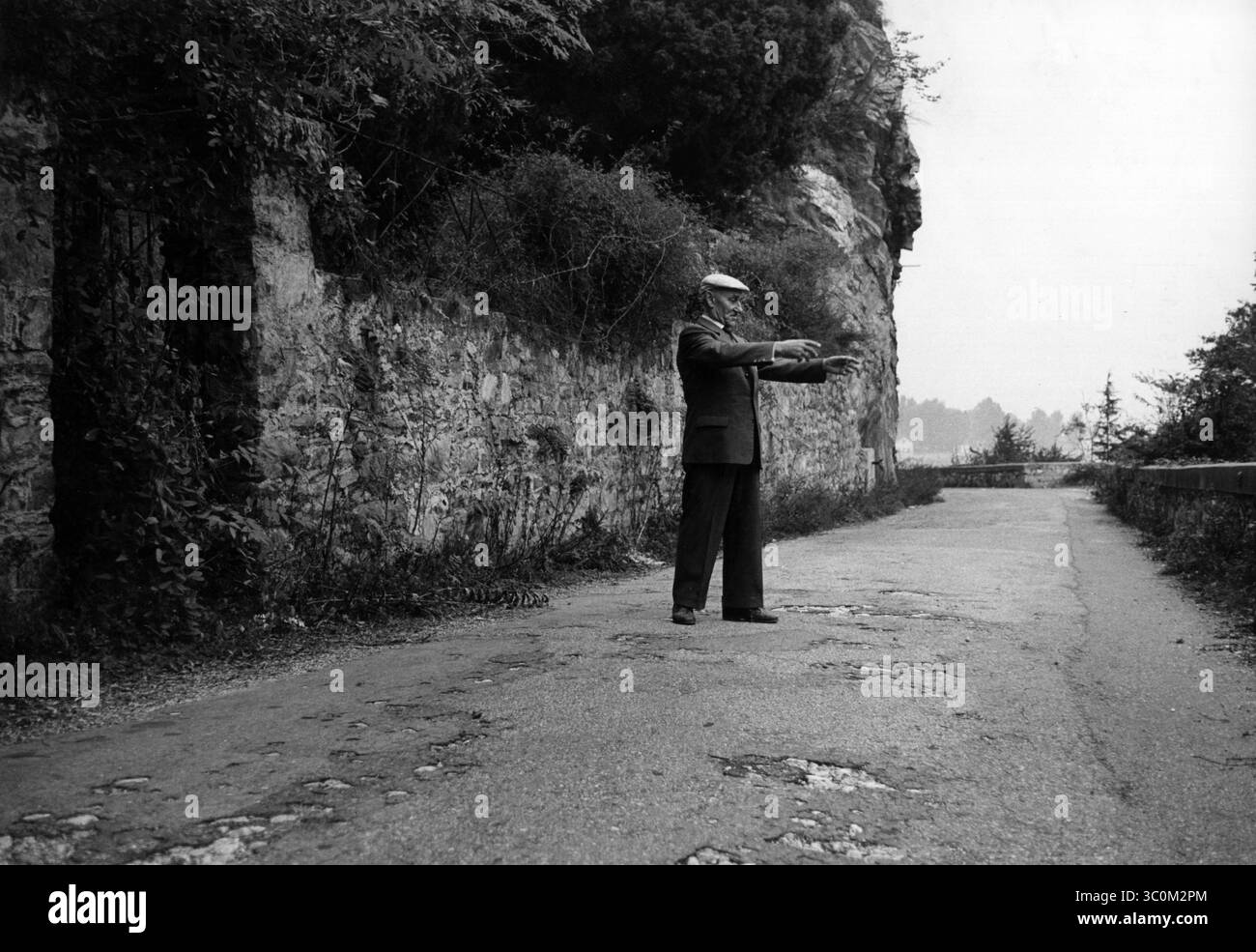 The former SS lieutenant Otto Kisnat, who was the bodyguard of Benito ...
