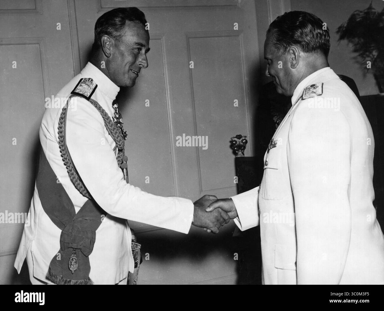 The head of the Yugoslav Republic Tito shaking hands with the First ...