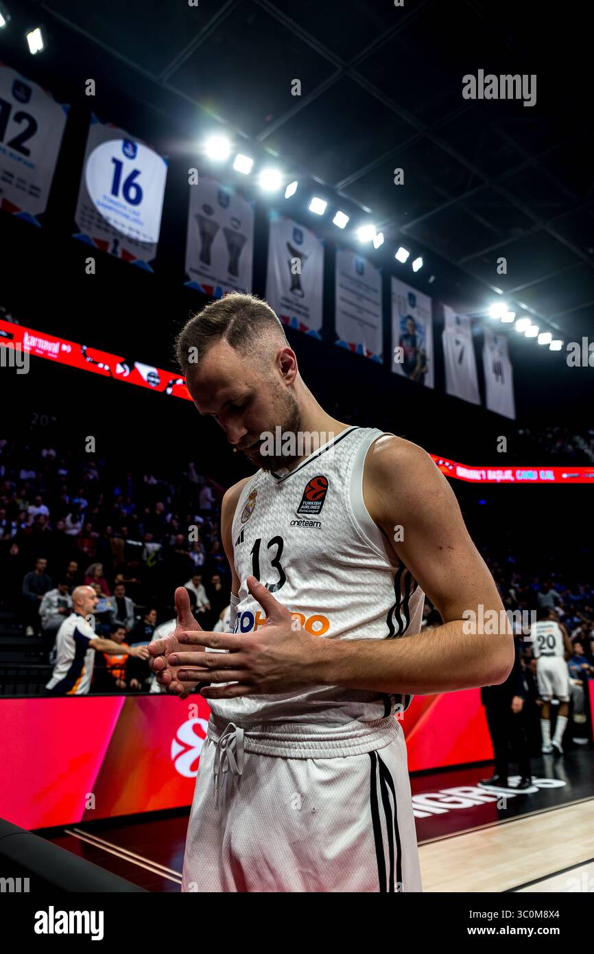 Dzanan musa real madrid hi-res stock photography and images - Alamy