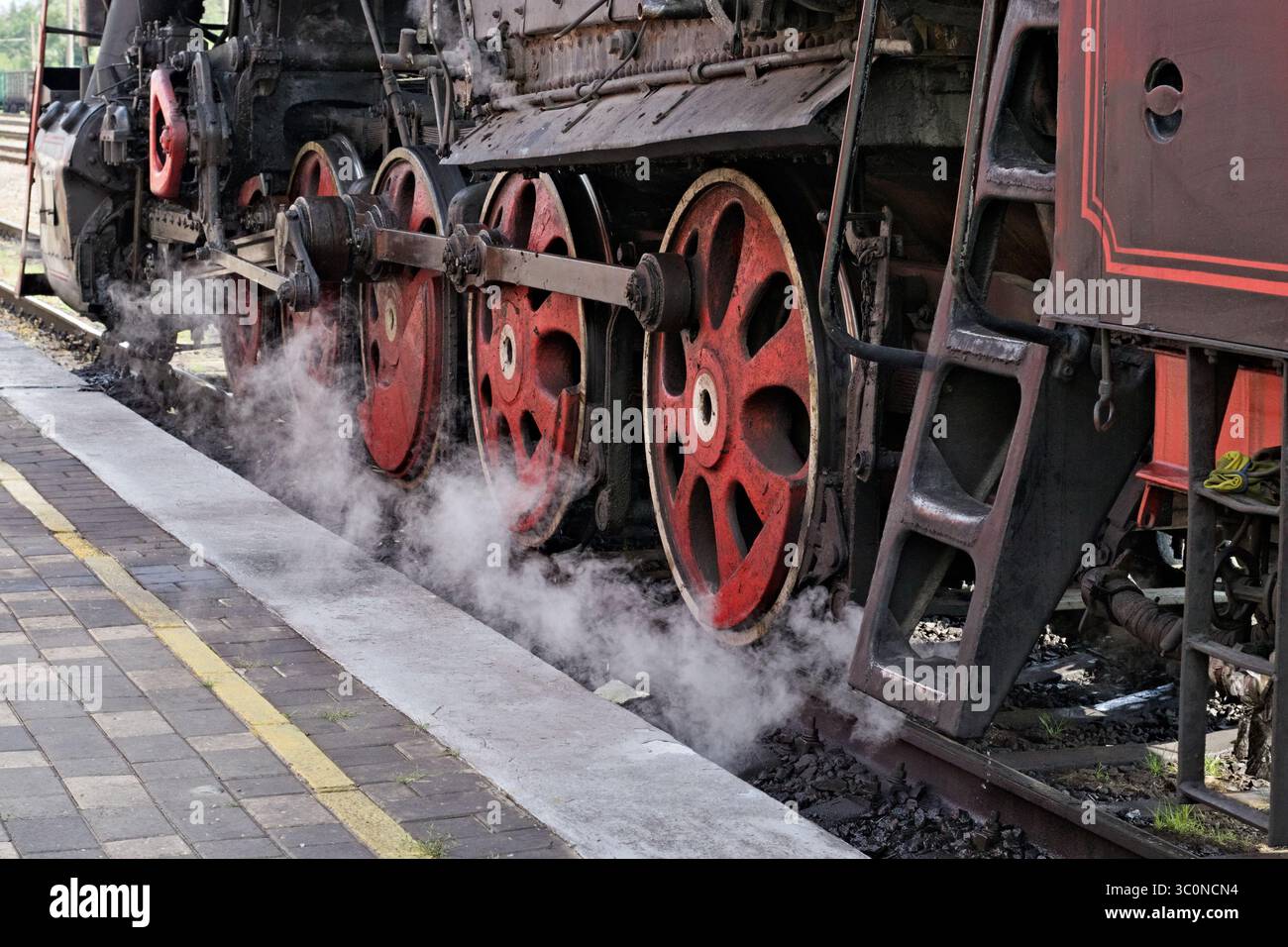 Wheel locomotive close up hi-res stock photography and images - Alamy