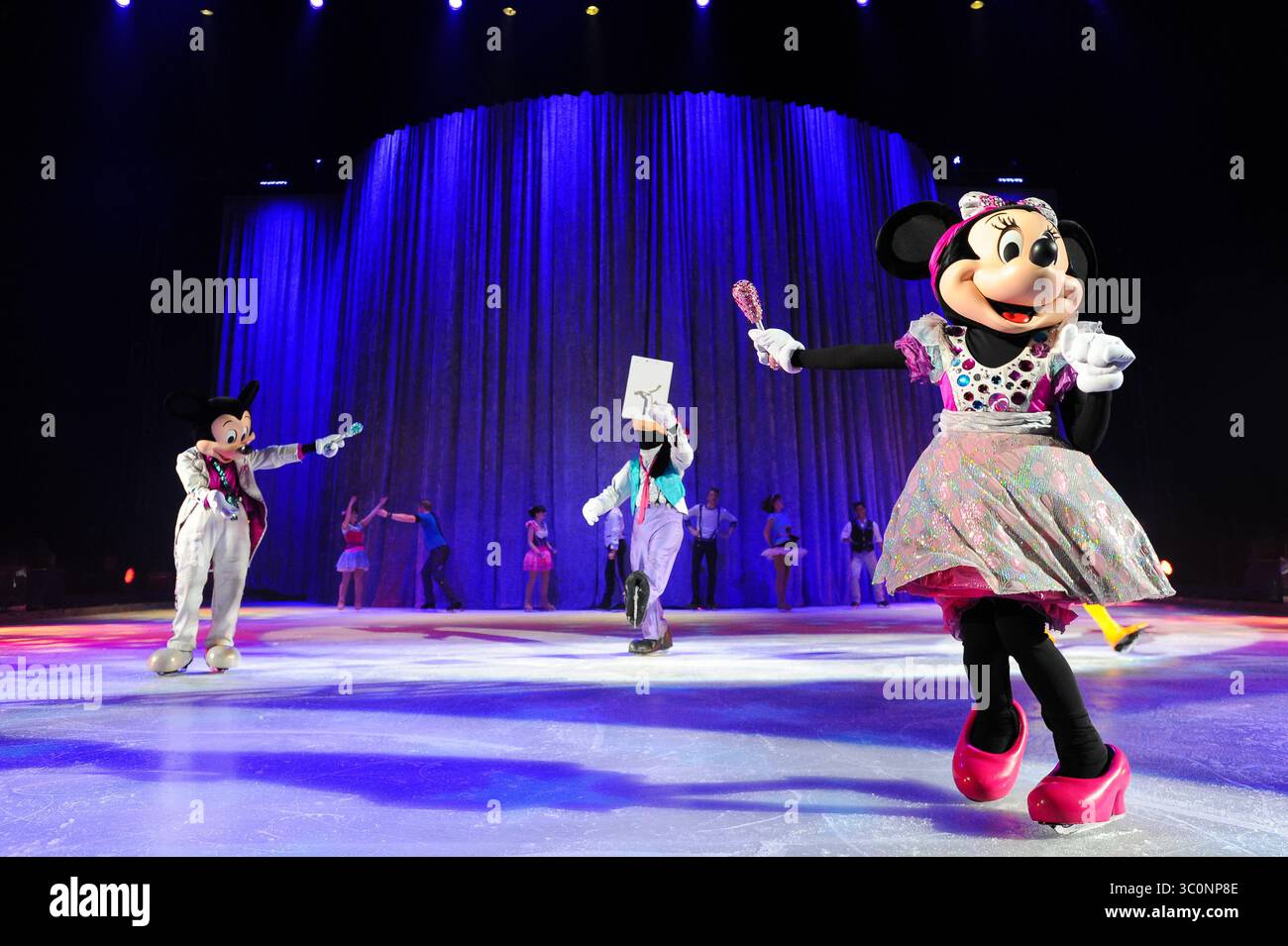 For the first time in Italy at Palalottomatica, the new Disney ice show ...