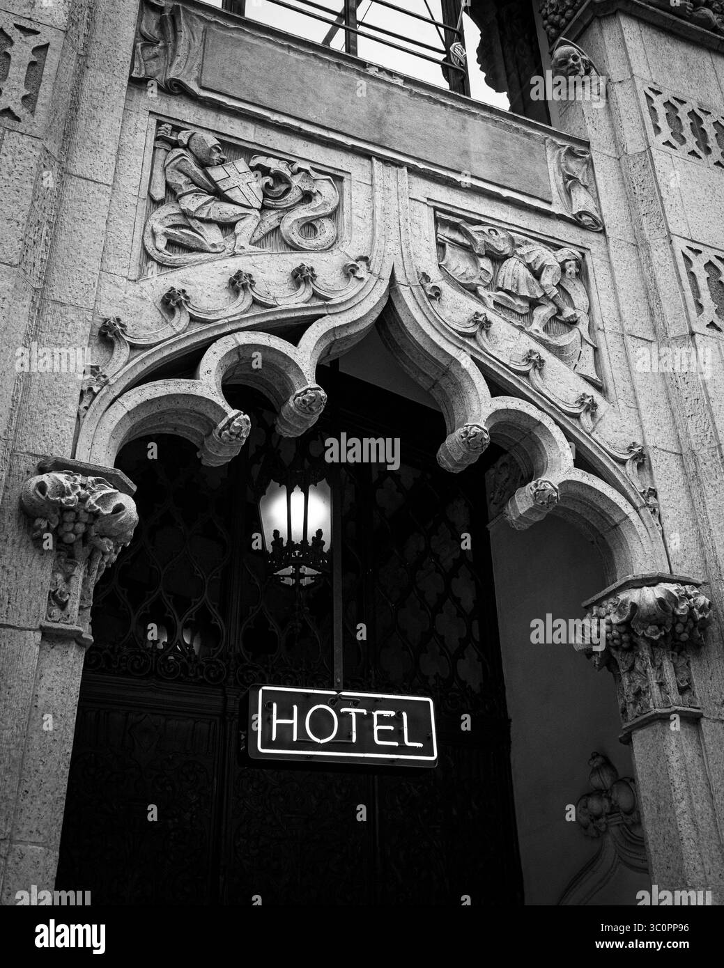 Hotel sign in downtown Los Angeles, California Stock Photo - Alamy