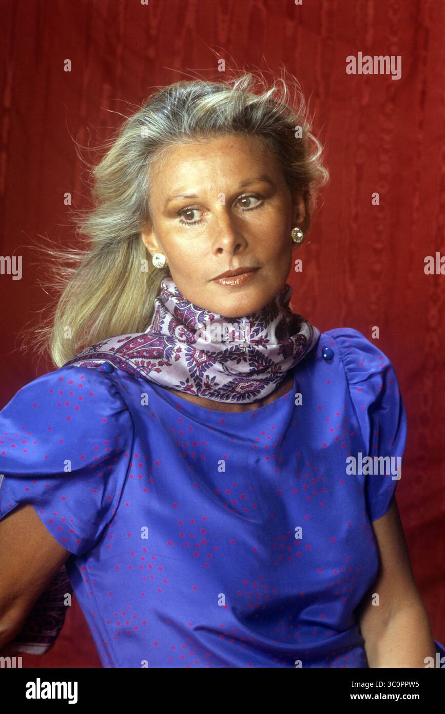 Portrait of Italian actress Marisa Allasio on a photo set. 1985 (Credit ...
