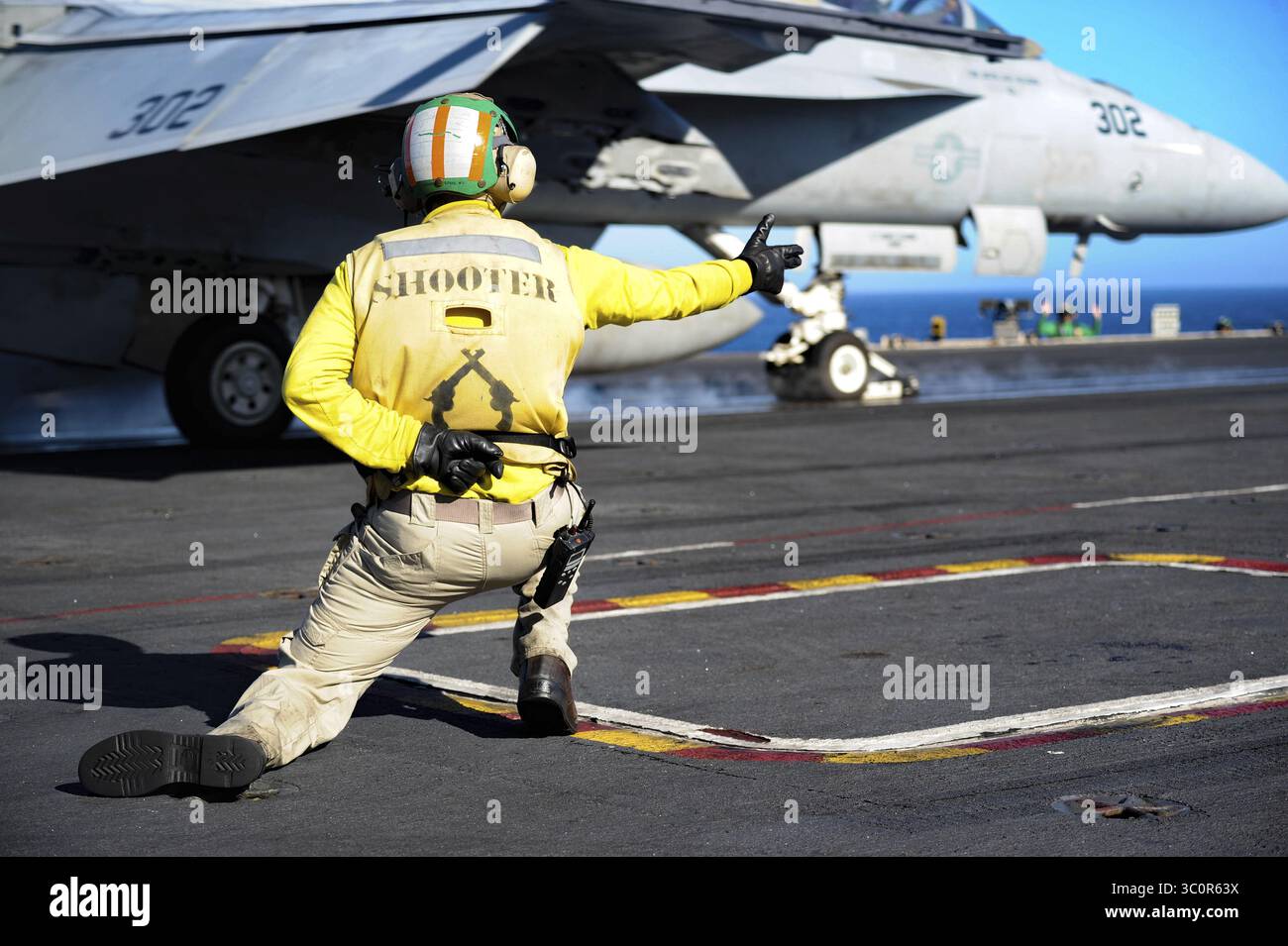 Flight deck officer catapult hi-res stock photography and images - Alamy