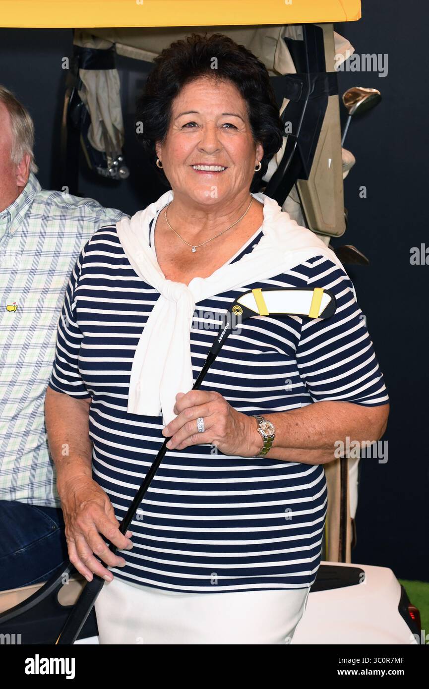 Happy gilmore hi-res stock photography and images - Alamy