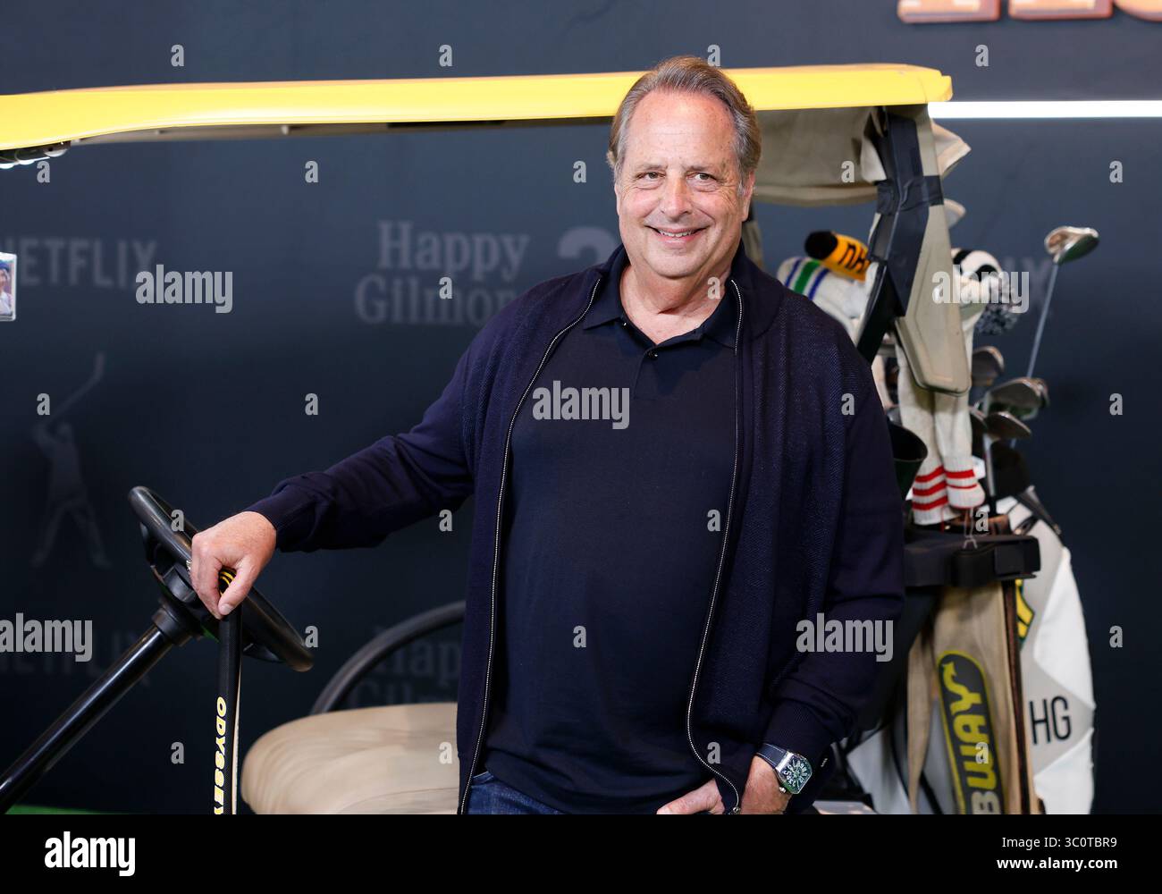 Jon Lovitz arrives on the red carpet for the Netflix "Happy Gilmore 2 ...