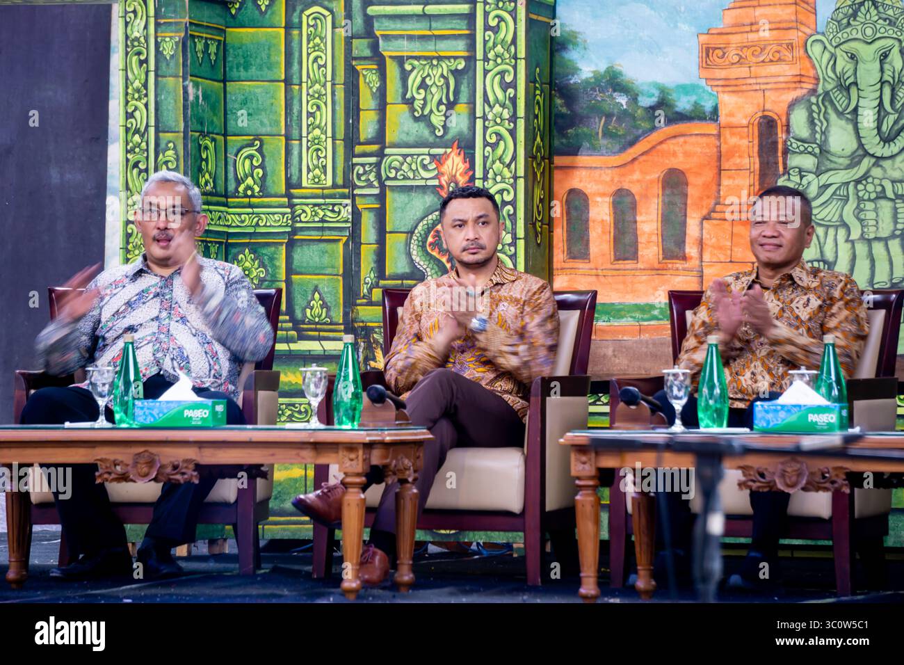 Giring nidji hi-res stock photography and images - Alamy