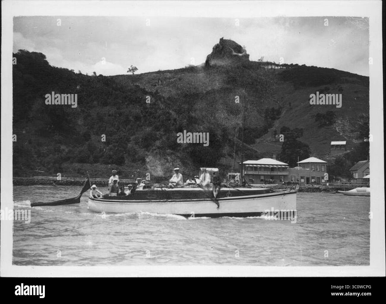 Mercedes (motor boat) at Whangaroa, 44021-A Stock Photo - Alamy