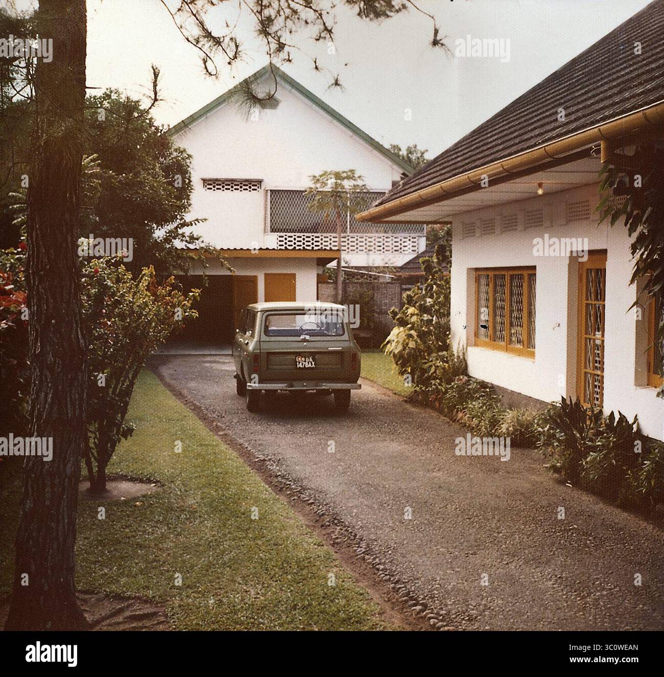 Merida Yuctan Mexico - Mid-Level Position Residence - 1975 - Exterior ...