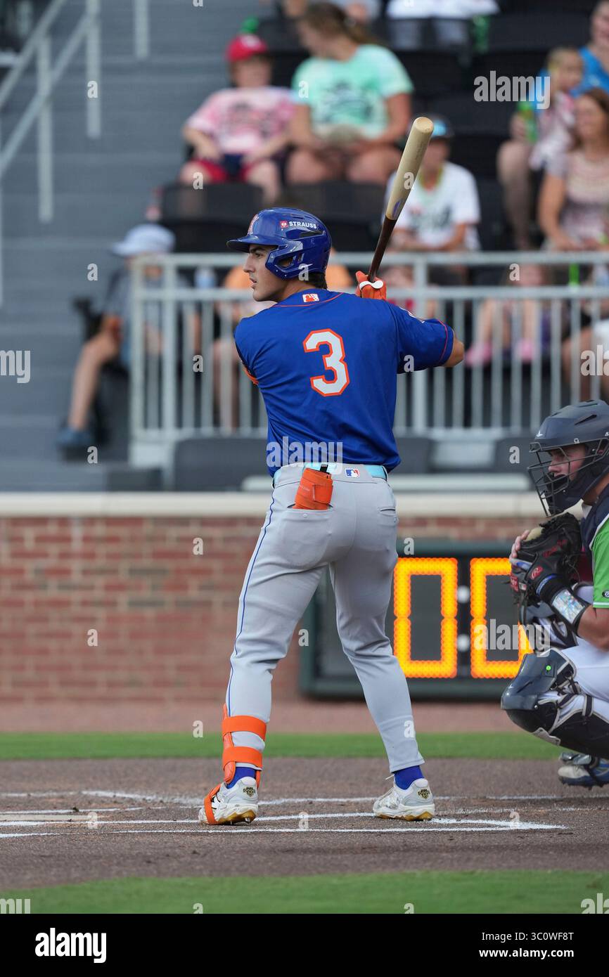 Colin Houck (3) of the Brooklyn Cyclones at bat in a South Atlantic ...