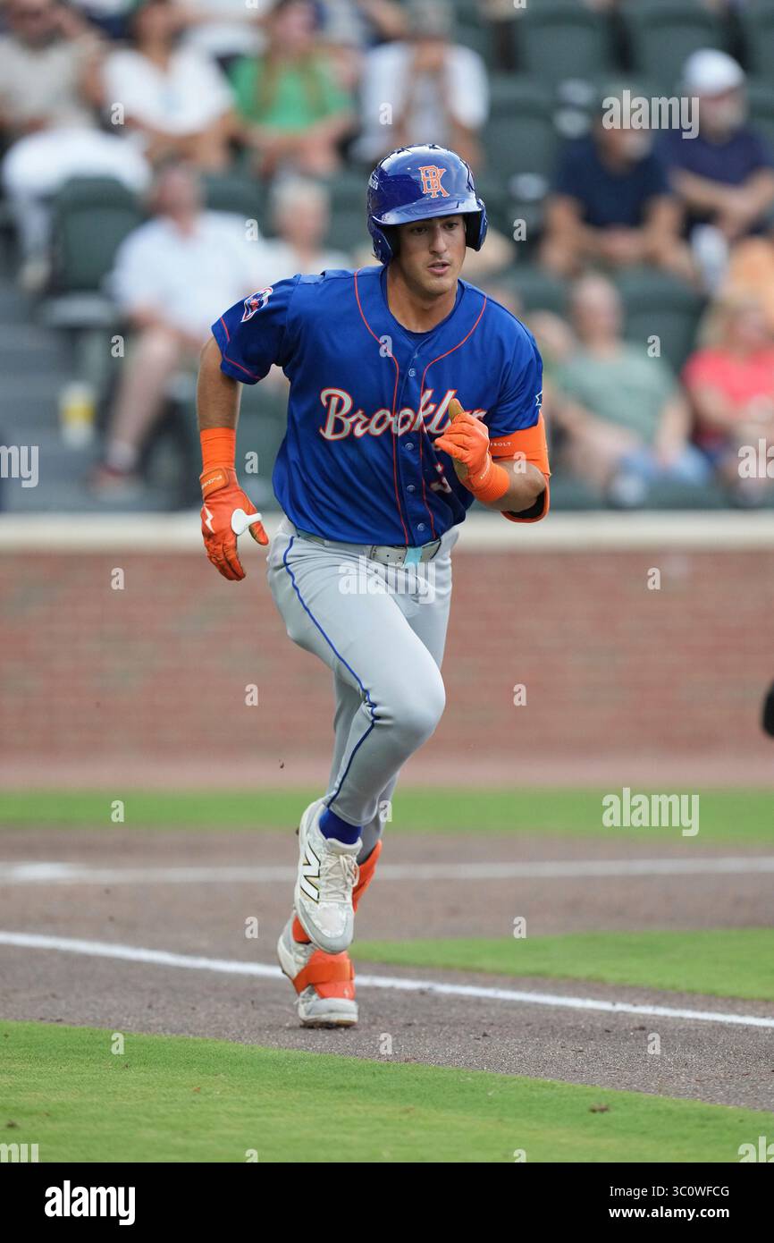 Colin Houck (3) of the Brooklyn Cyclones runs toward first base in a ...