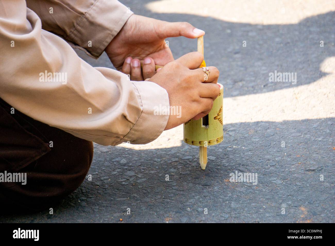 Model a spinning top, made of bamboo and wood wrapped with rope Stock ...