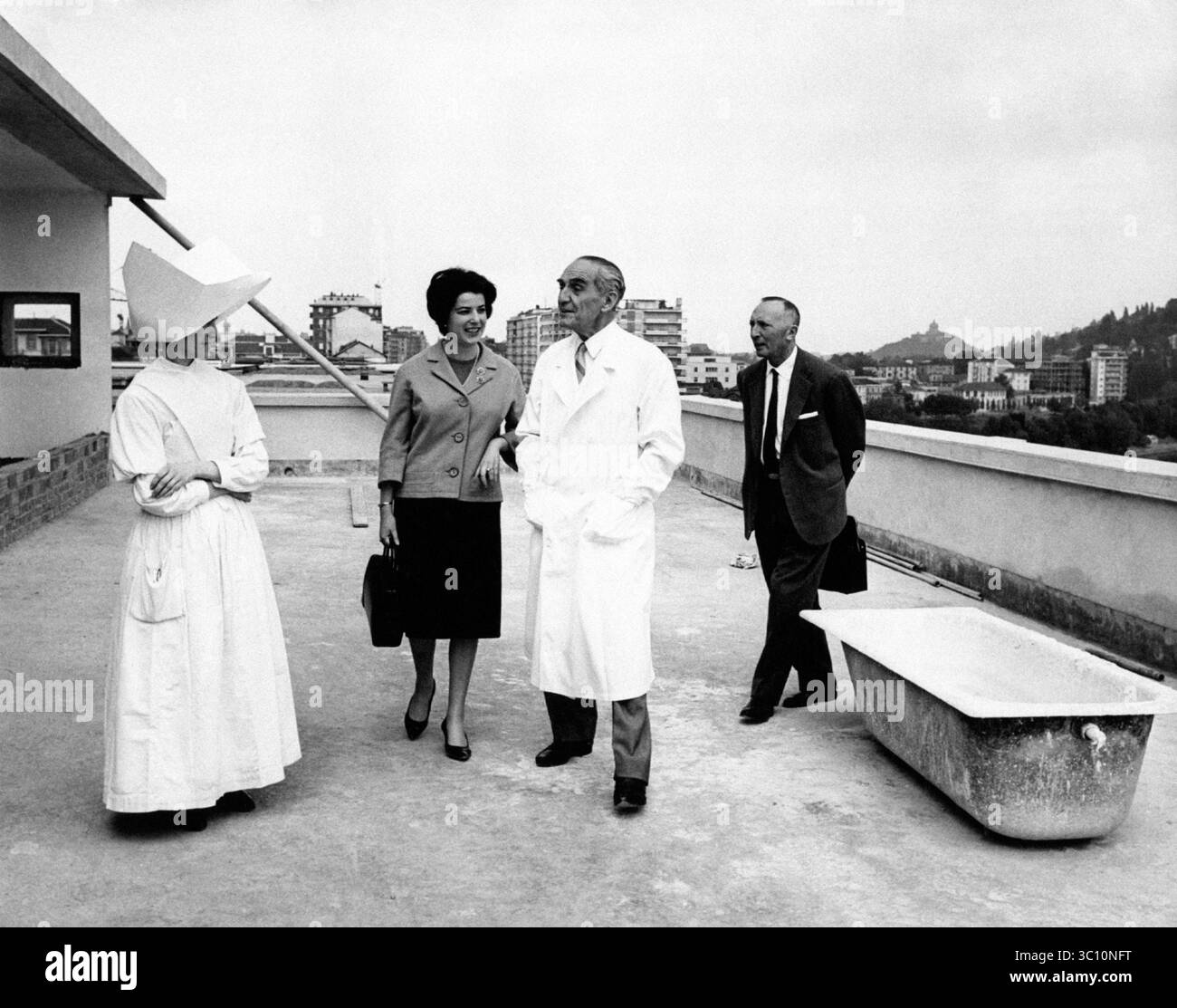 1960s surgery hi-res stock photography and images - Alamy