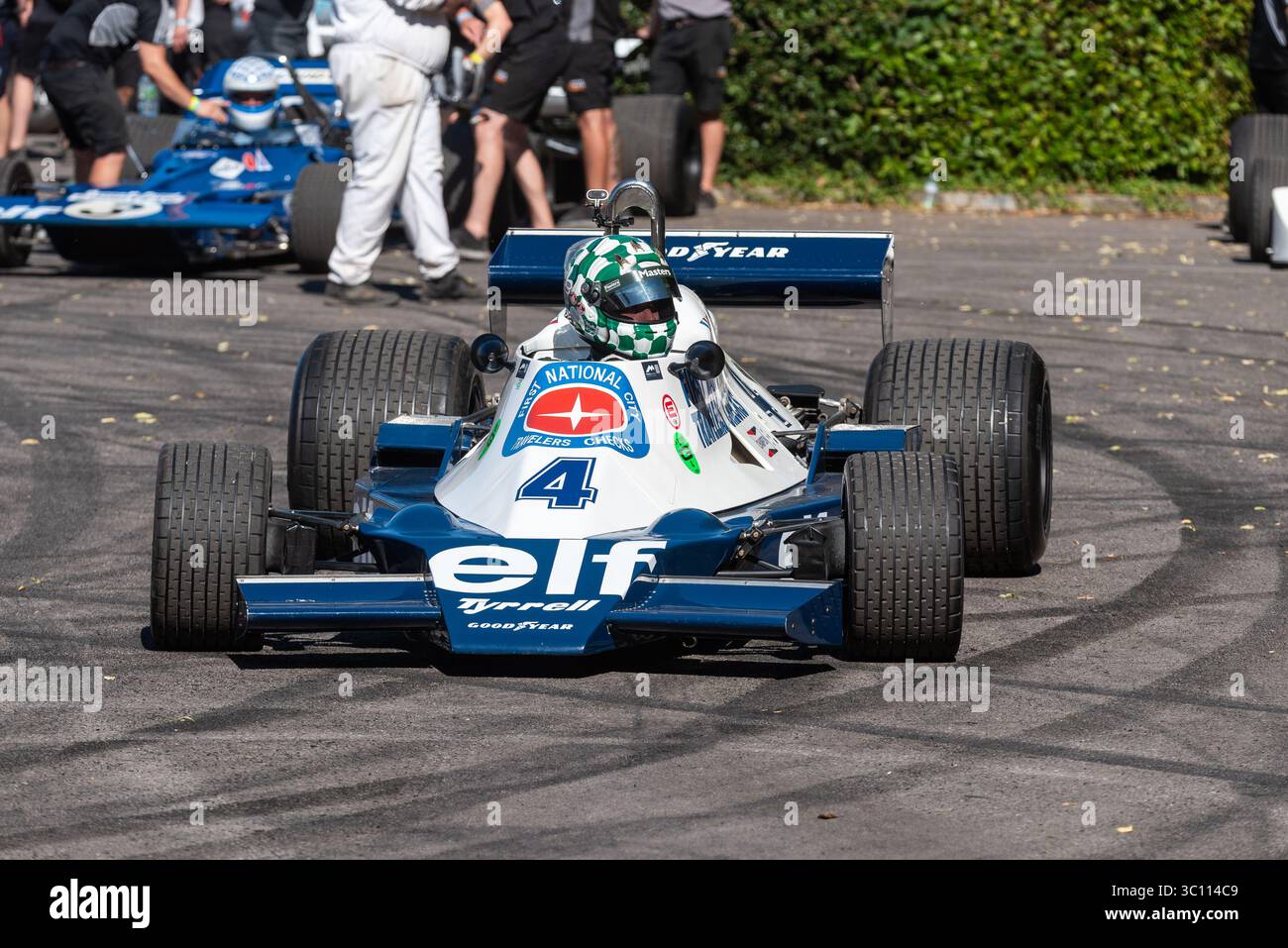 Tyrrell 008 Formula 1 racing car before driving up the hillclimb track ...