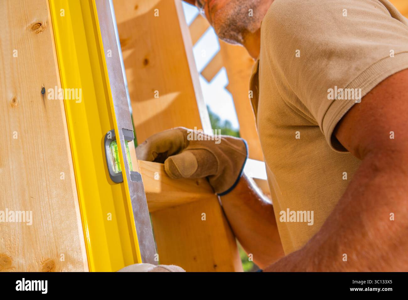 Skilled worker checks alignment hi-res stock photography and images - Alamy