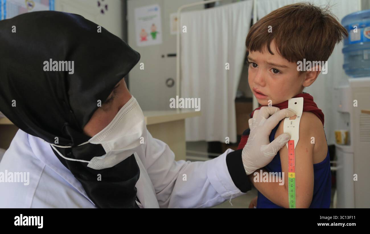 Muac measurement hi-res stock photography and images - Alamy