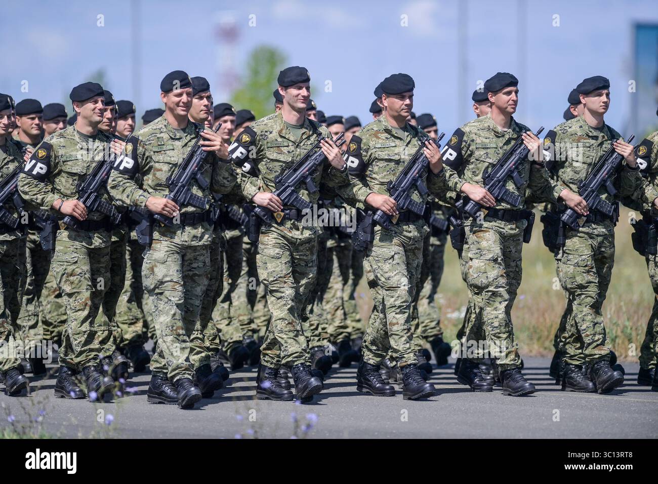 Rehearsal of Croatian Army infantry formations for a ceremonial ...