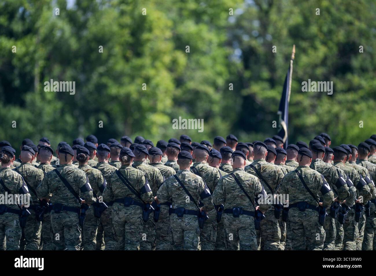 Rehearsal of Croatian Army infantry formations for a ceremonial ...