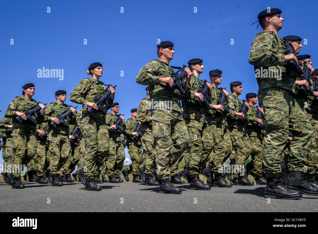 Rehearsal of Croatian Army infantry formations for a ceremonial ...