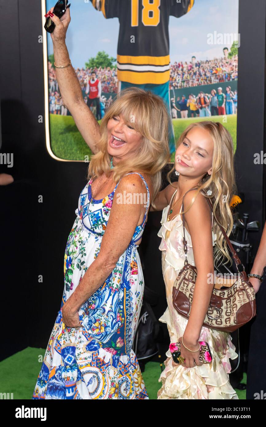 NEW YORK, NEW YORK - JULY 21: (L-R) Goldie Hawn and Rio Laura Hudson attend Netflix's "Happy ...
