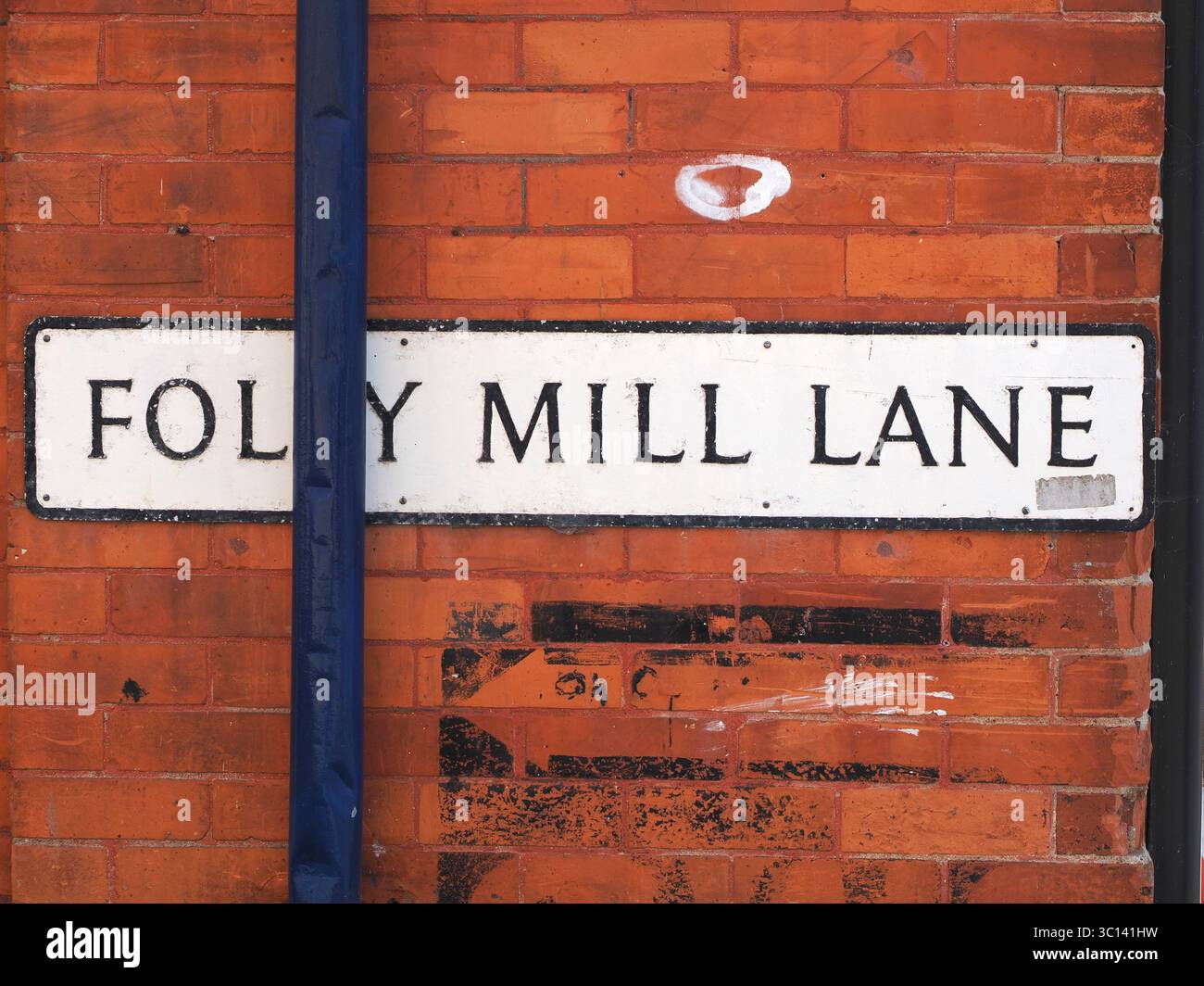 Folly mill lane sign hi-res stock photography and images - Alamy