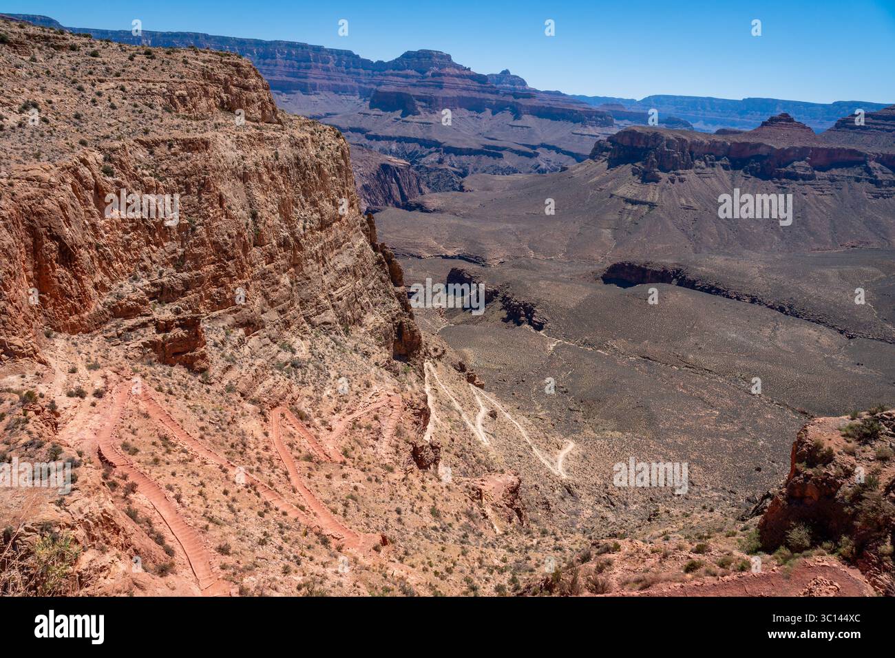 South Kaibab Trail Change from Red to White Sand ground Stock Photo - Alamy