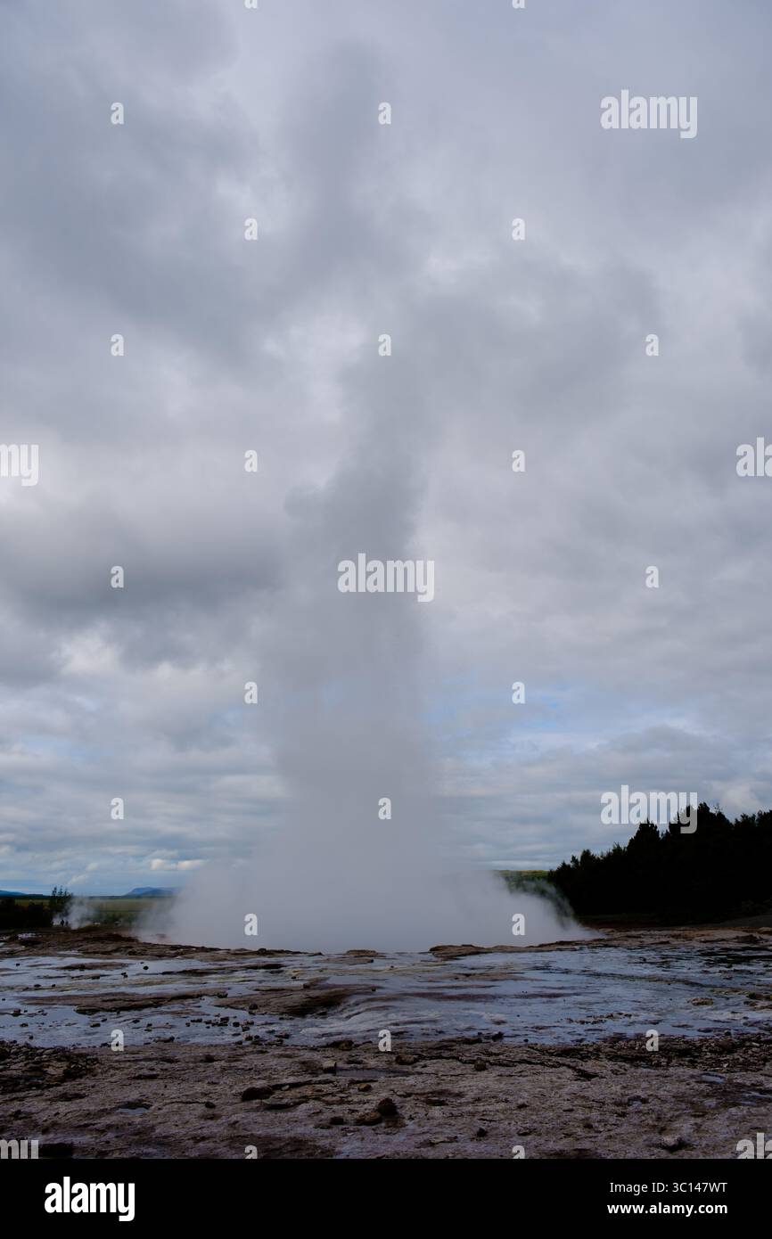 Steam water shoot skyward hi-res stock photography and images - Alamy