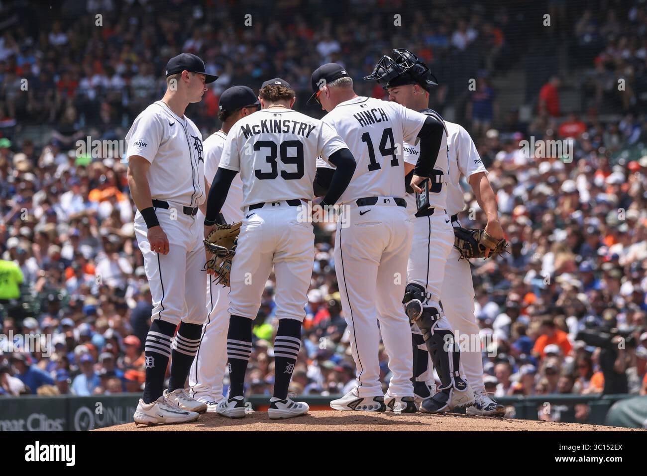 DETROIT, MI - JUNE 07: Detroit Tigers manager A.J. Hinch (14) talks to ...