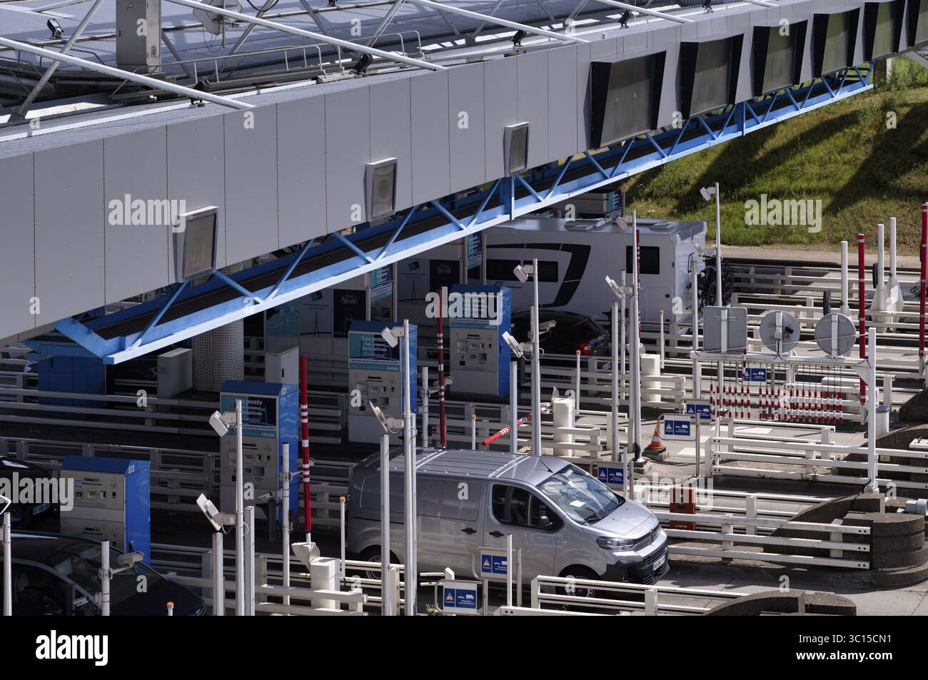 Toll station, toll, Barriere de Payage, Pont de Normandie, Normandy ...