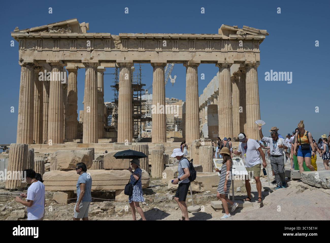 The Acropolis of Athens is shut as the worst heatwave of the season ...