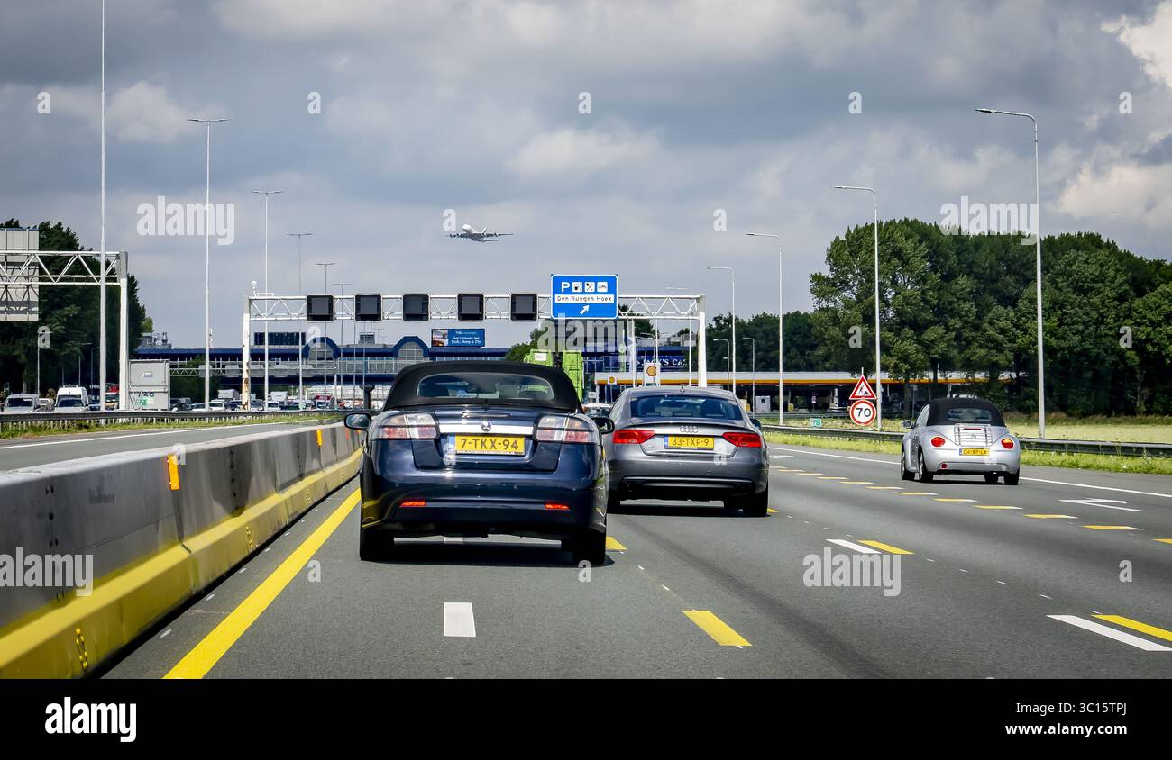A4 - traffic jam on the highway and a plane flying overhead ANP ...