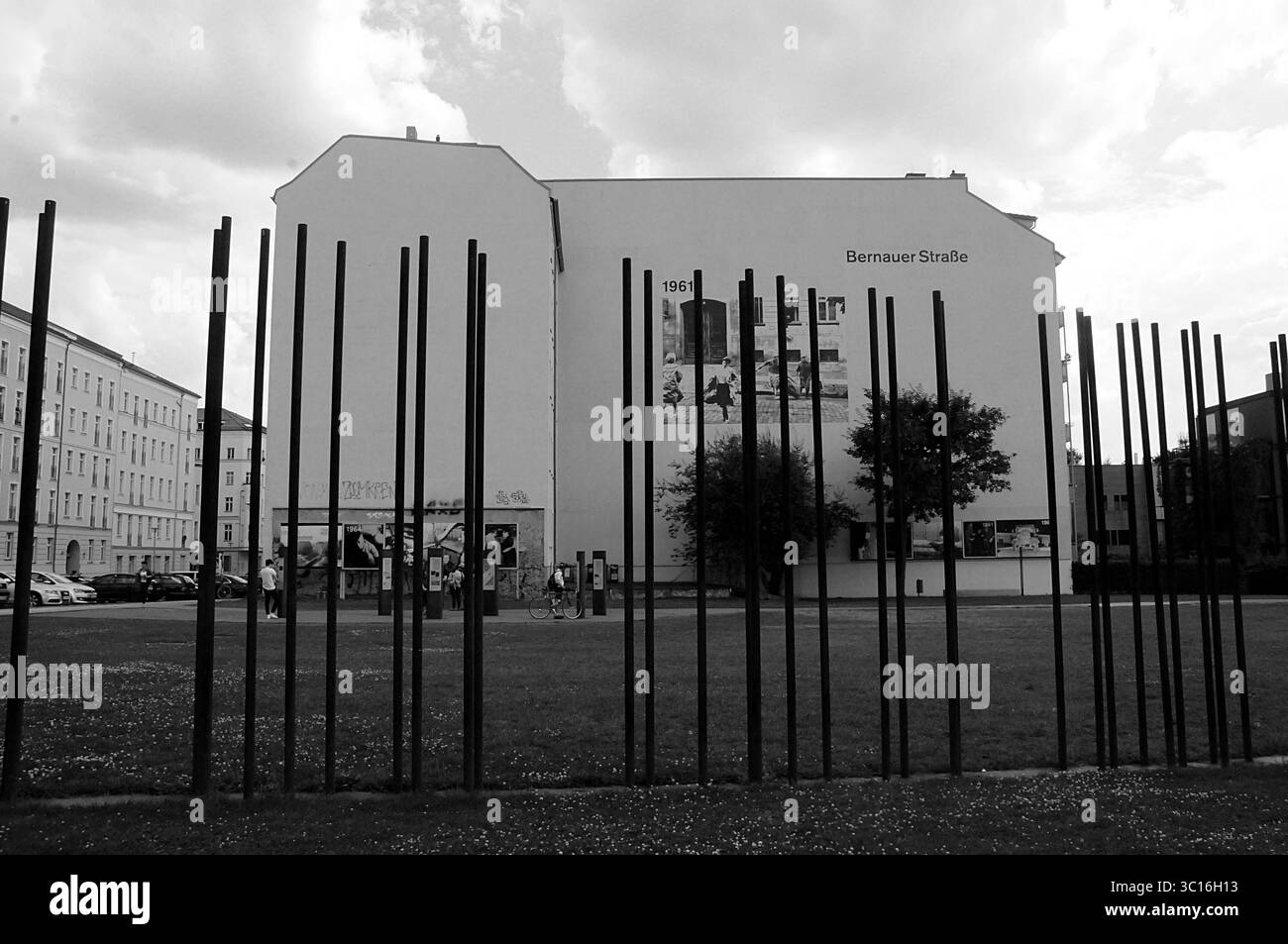 BERLIN/GERMANY/DEUTSCHLAND/ 11.jULY 2018 .Visitors at Bernauer Strasse ...