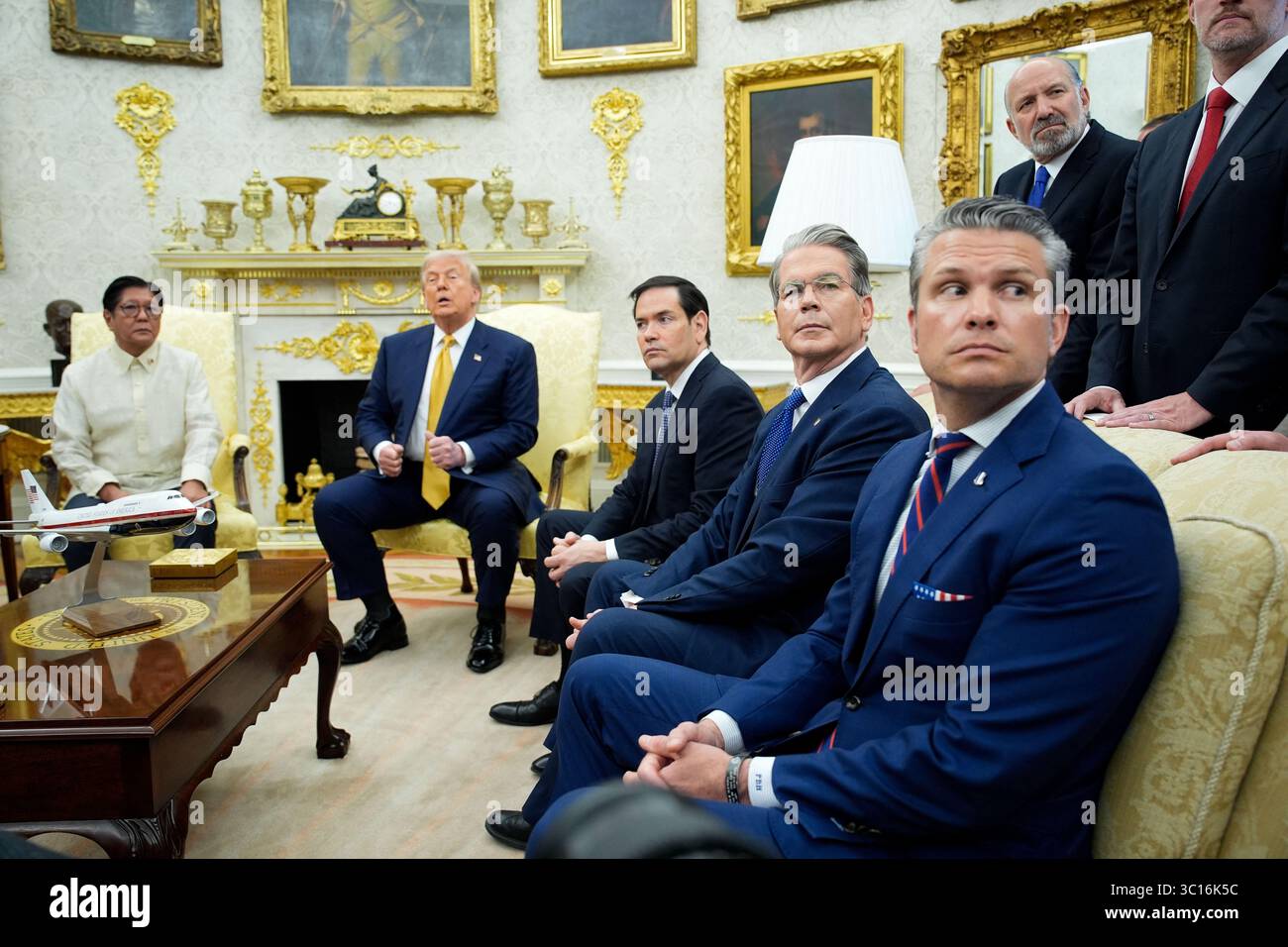 U.S. President Donald Trump meets with Philippine President Ferdinand ...