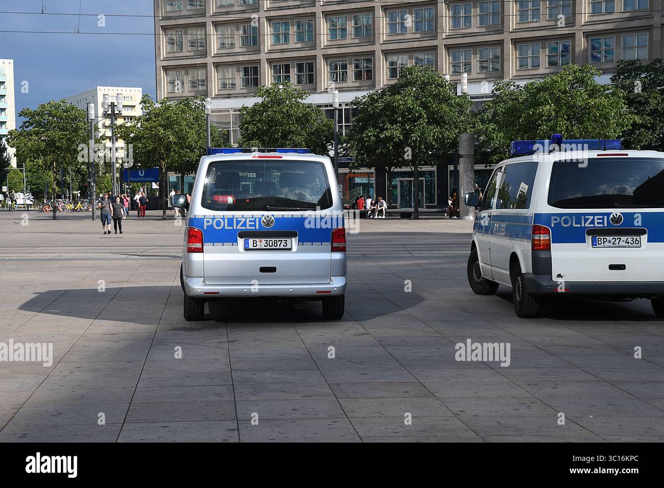 BERLIN/GERMANY 08 jULY 2018 Tourists at Alexandera platz Berlin . Photo ...