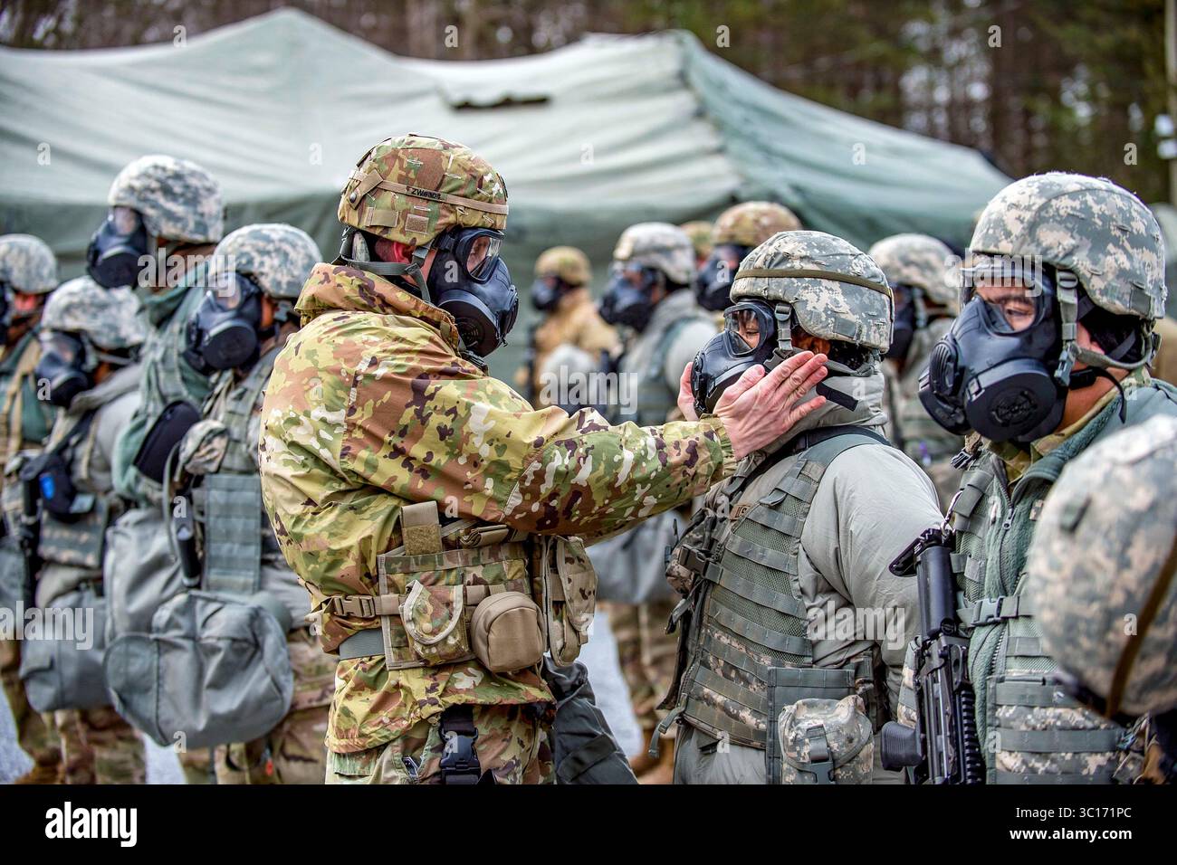 U s soldiers trained in hi-res stock photography and images - Alamy