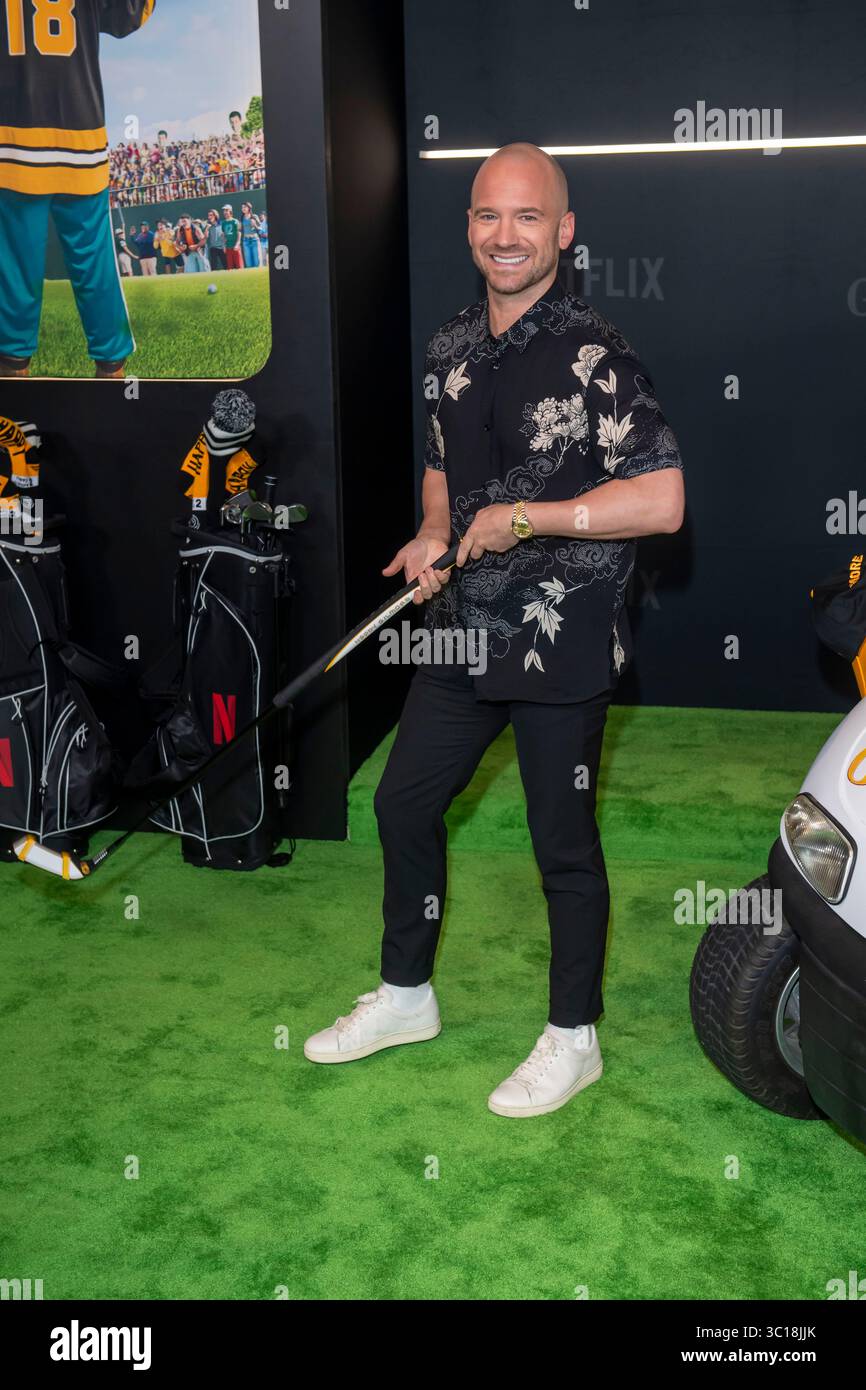 Sean Evans attends Netflix's "Happy Gilmore 2" New York Premiere at ...