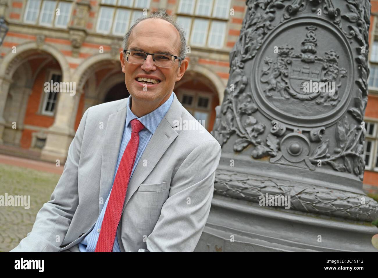 Christian Carstensen SPD ist Harburgs neuer Bezirksamtsleiter. Er wurde ...