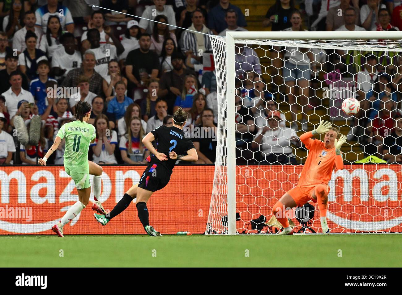 Lancy, Switzerland. 22nd July, 2025. Barbara Bonansea (ITA) scores the ...