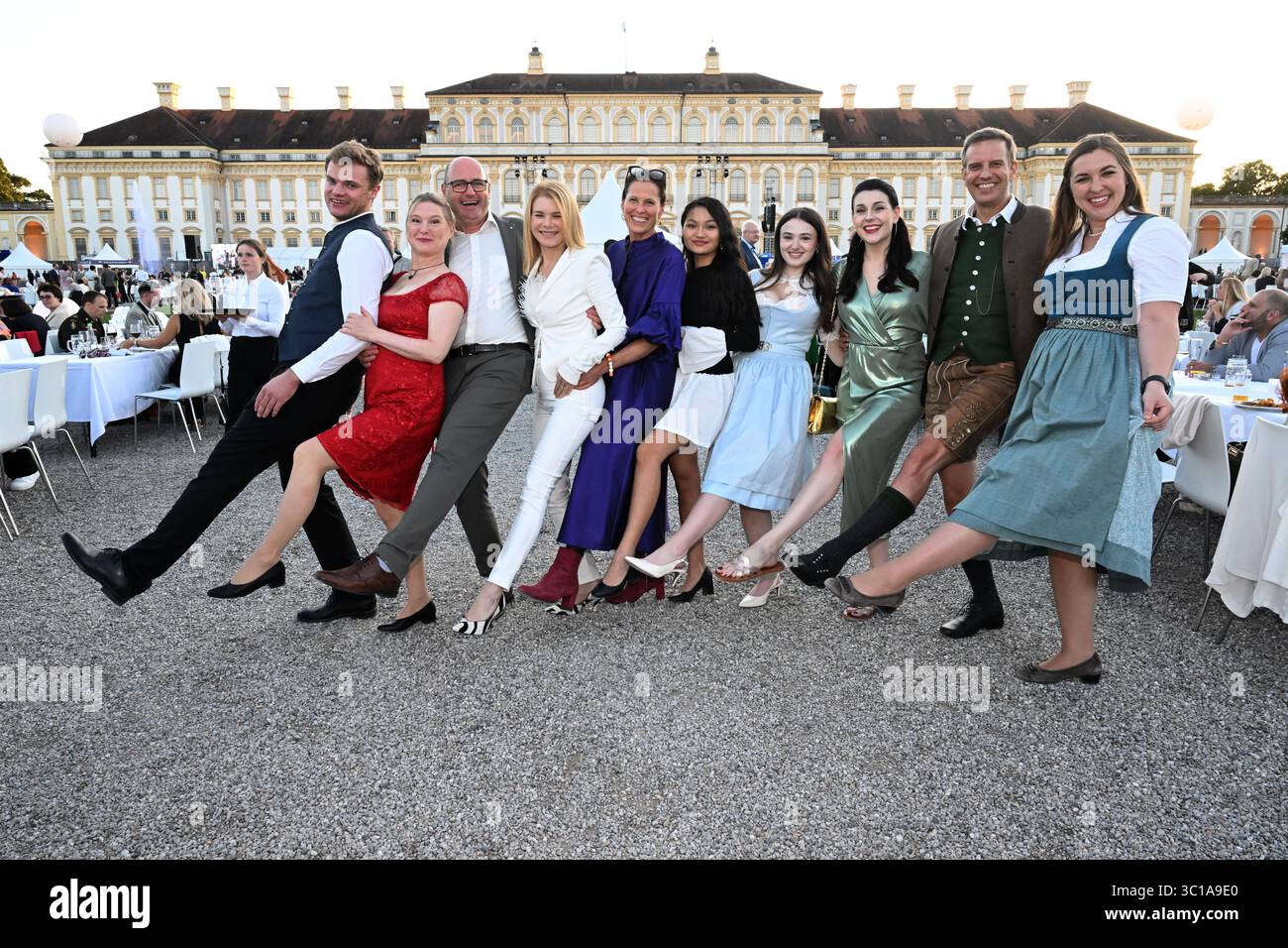22 July 2025, Bavaria, Oberschleißheim: The actors of the series ...