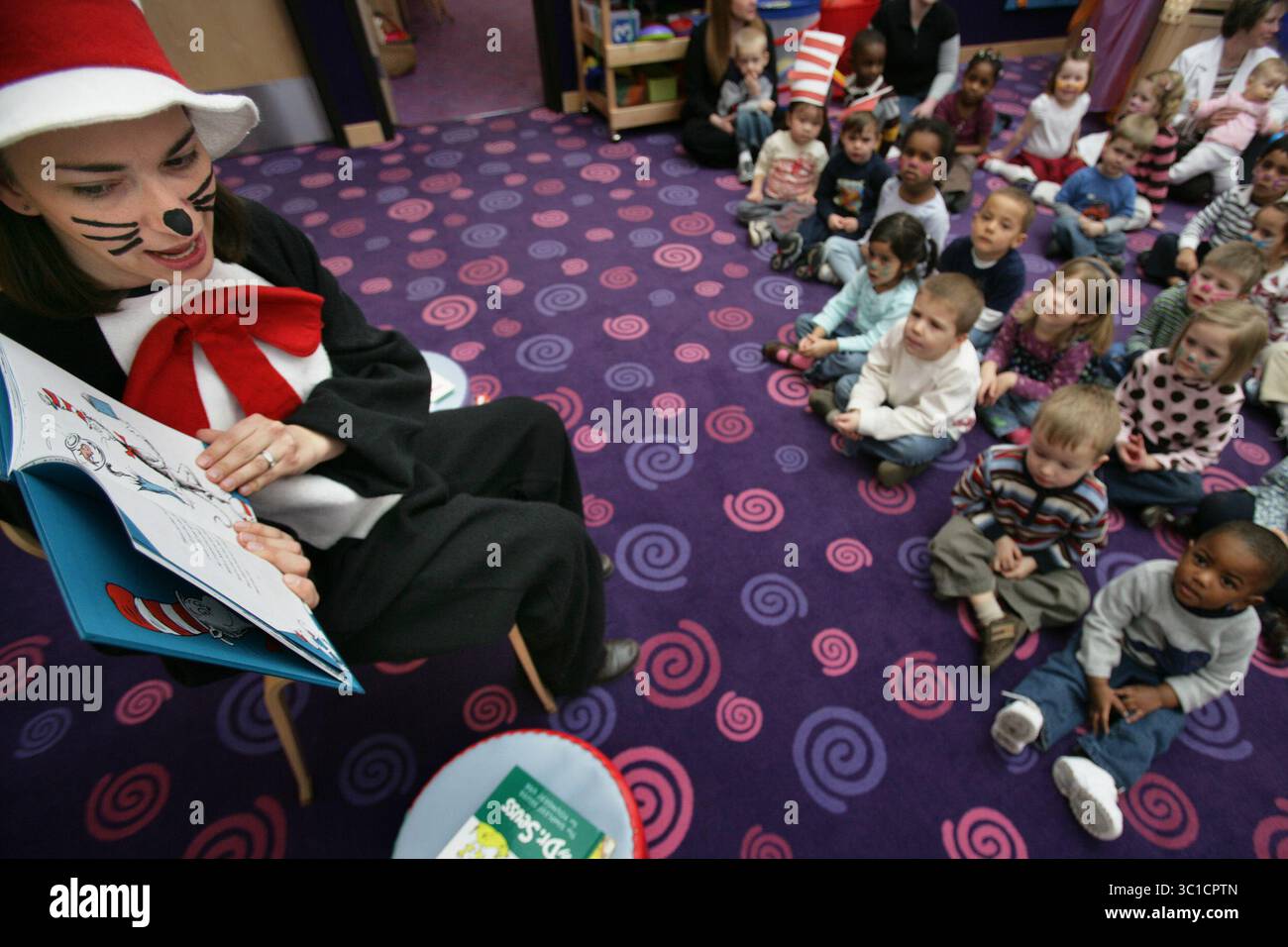 Dr seusss birthday hi-res stock photography and images - Alamy