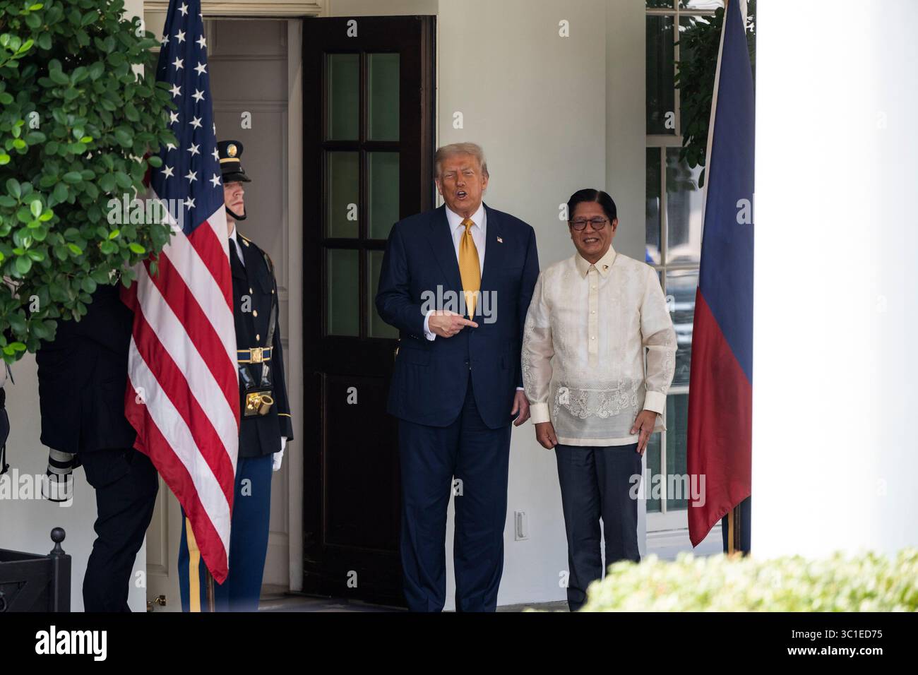 United States President Donald J Trump greets President Ferdinand ...