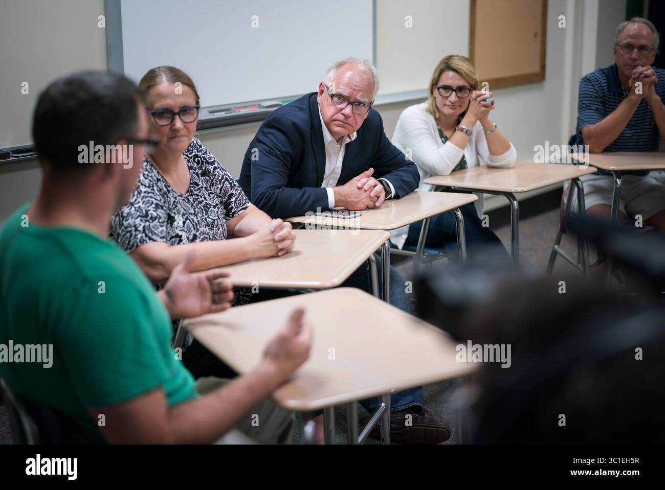 Tim walz interview hi-res stock photography and images - Alamy